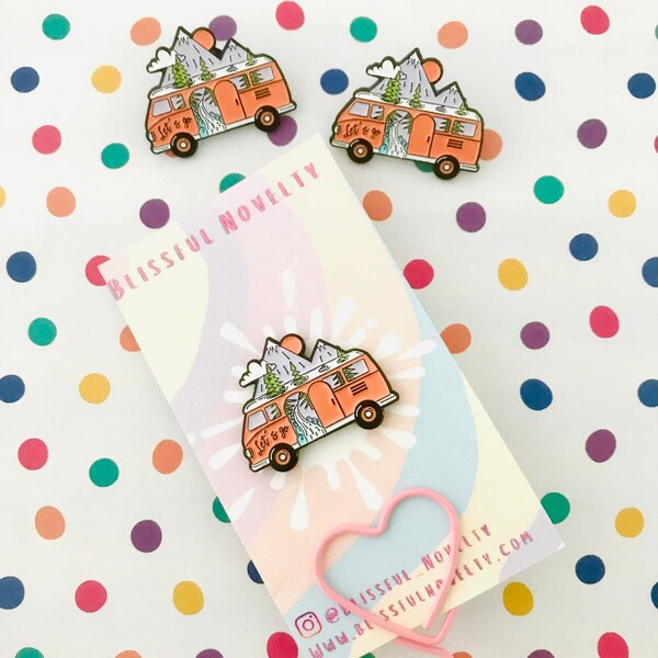 Enamel Pins - Etsy Canada