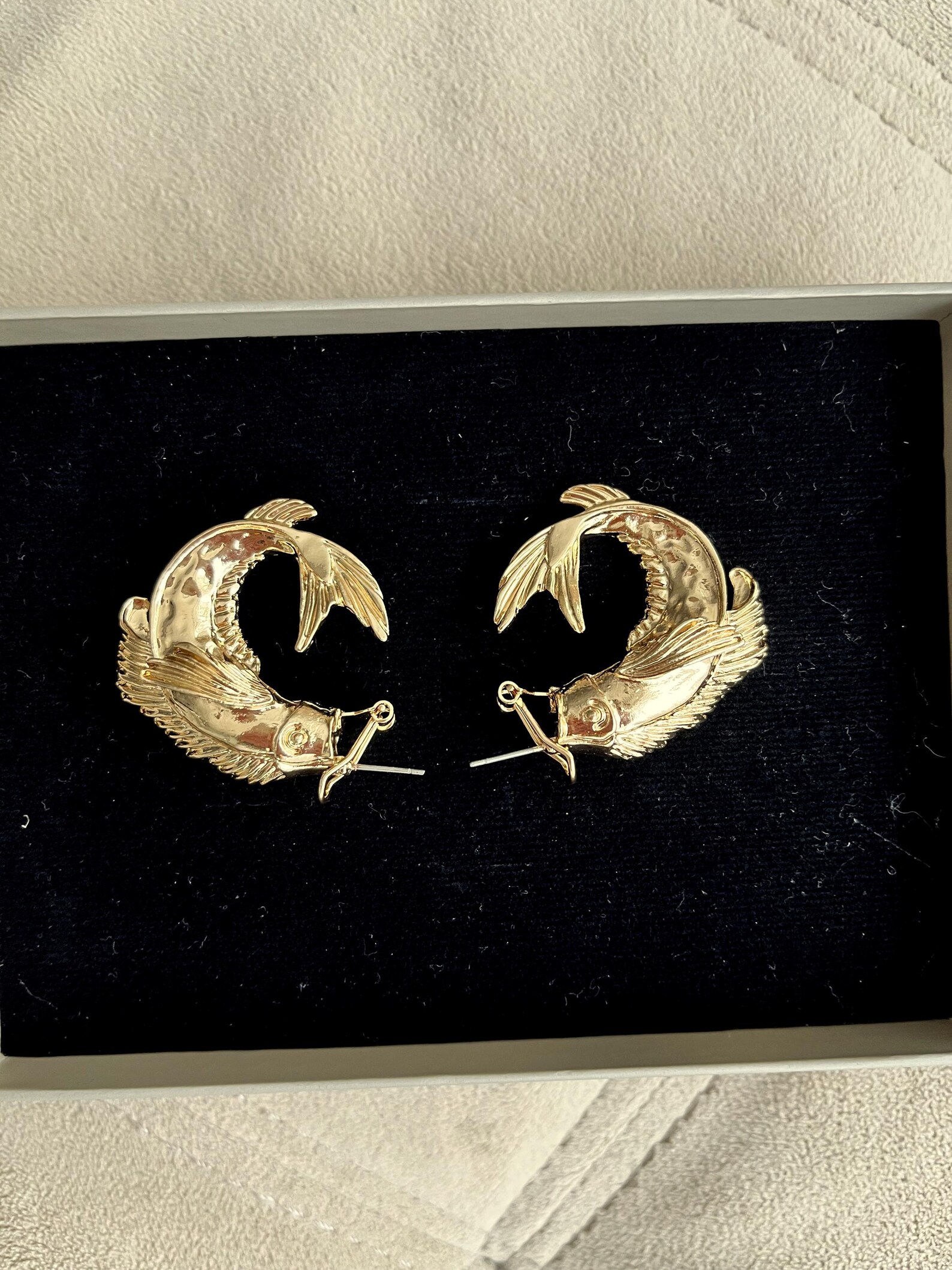 Gold Fish Hoop Earrings: Vintage Style Animal Jewelry - Etsy