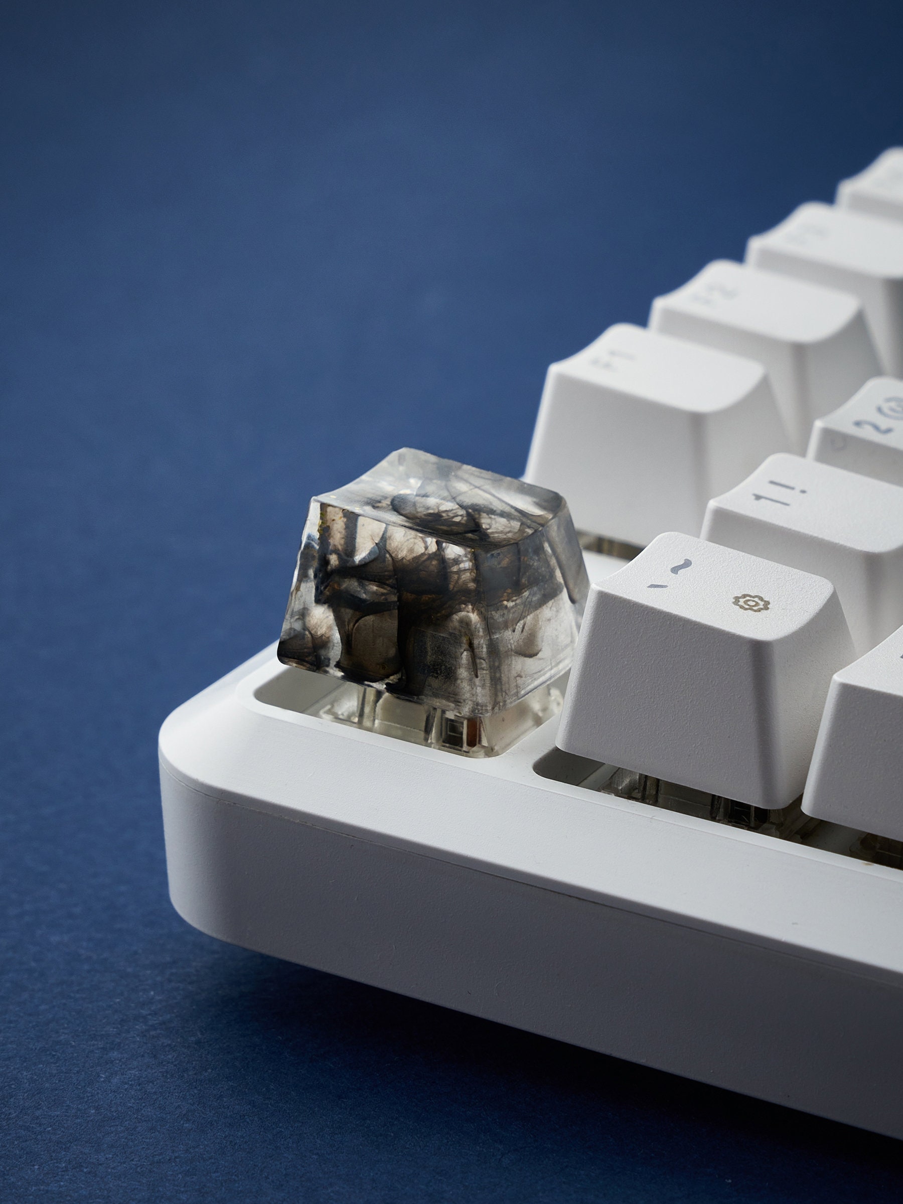 Artisan Keycap, Black Detailed Keycap , Keycap Handmade OEM Back Lit ...