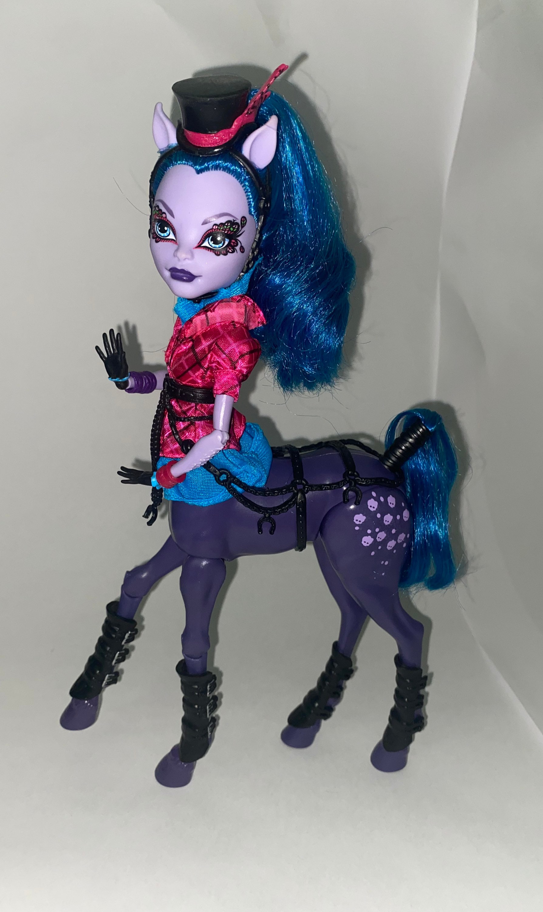 Freaky Fusion Monster High Avea Trotter