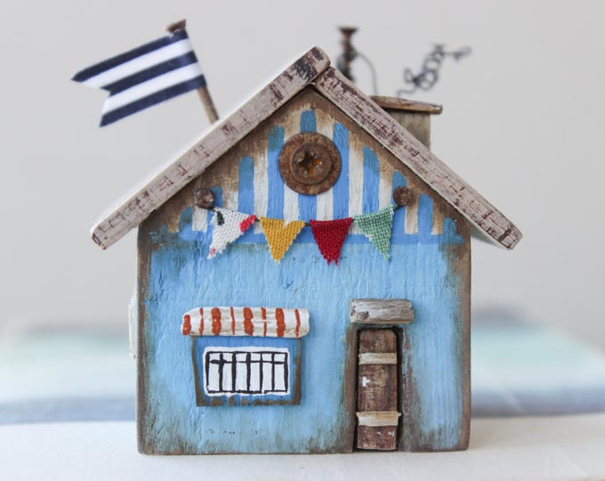 Cute Little Hand Crafted Blue Beach House. Driftwood Miniature Cottage ...