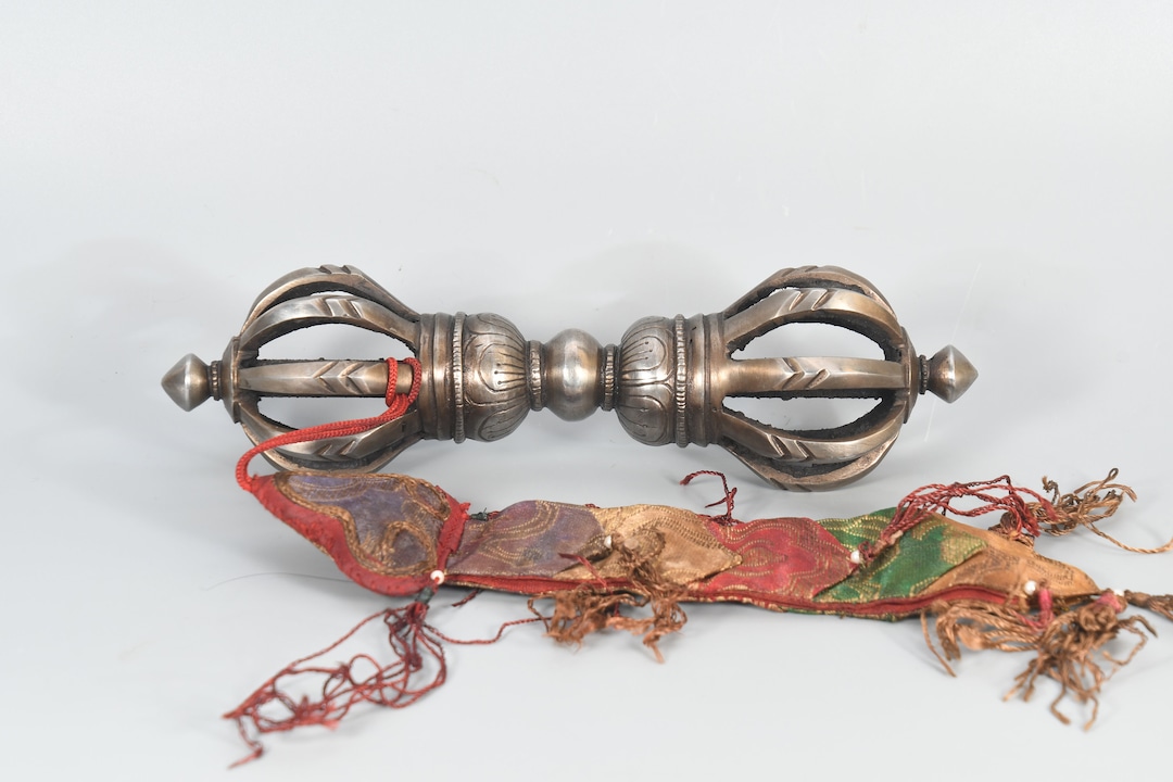 Vintage Handcrafted Iron Vajra: 8-pronged Traditional Tibetan Ritual ...