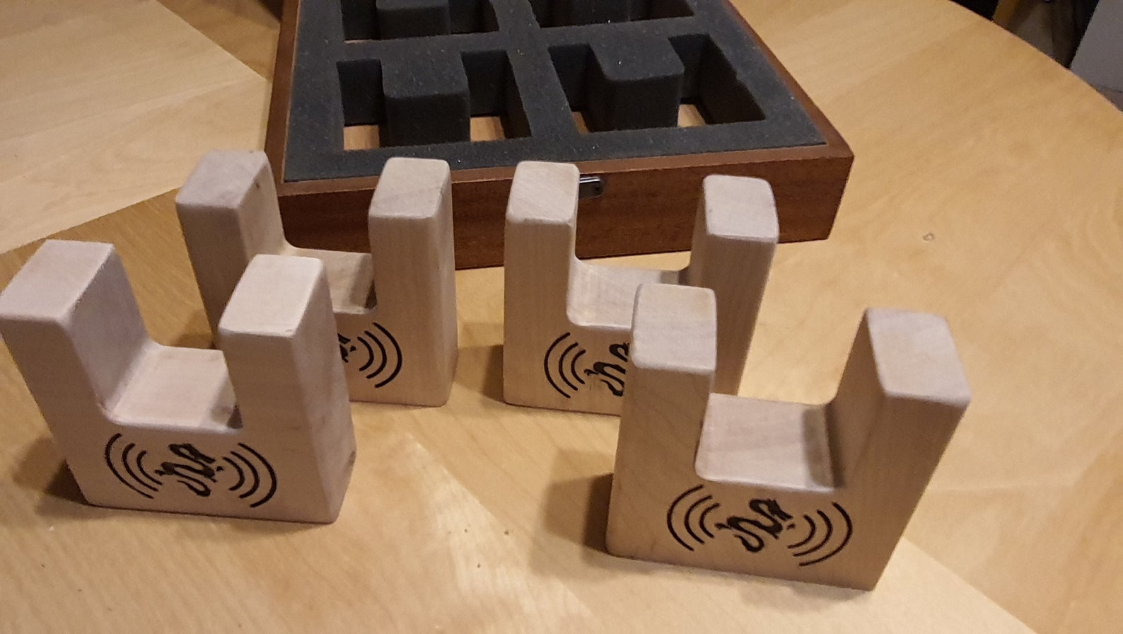 High End, Cable Holder, Wooden, Oak, Quartz, High End Cable, Hi-fi ...