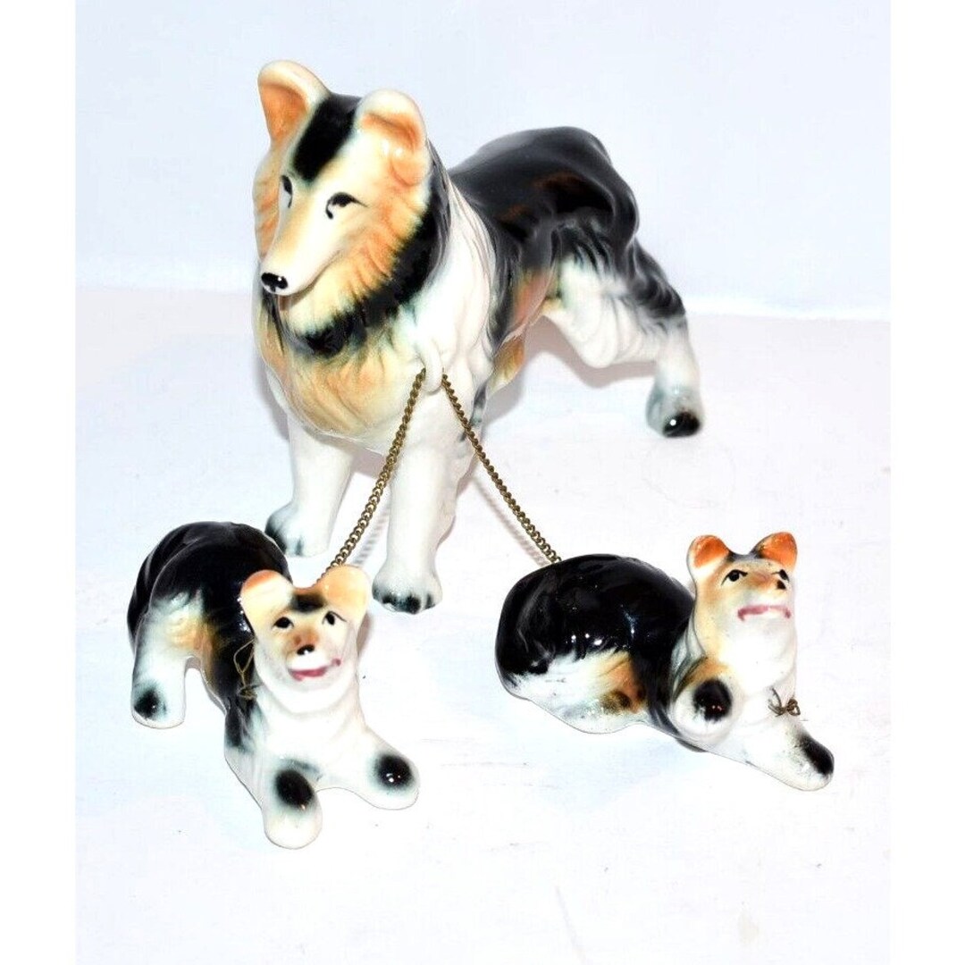 Vintage Mid Century Porcelain Collie Dog W/ 2 Pups on Chain Figures ...