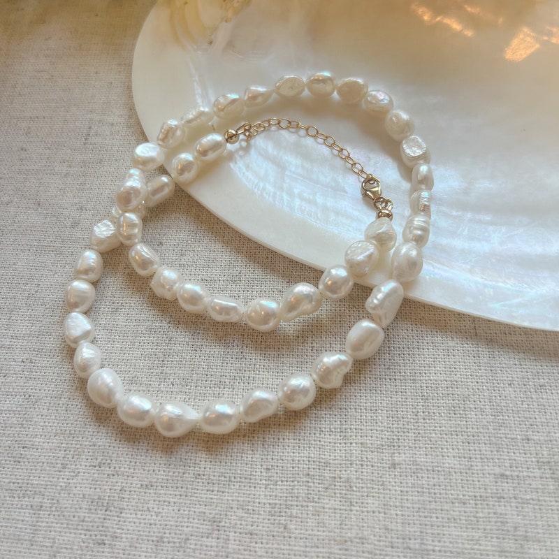 Chunky Pearl Necklace - Etsy