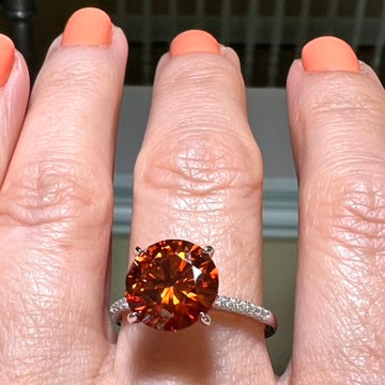 Certified 4CT Round Brilliant Cut Warm Fancy Fiery Red Orange ...