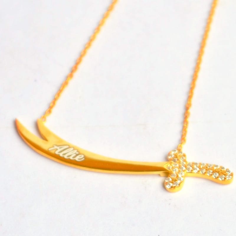 Shia Necklace - Etsy