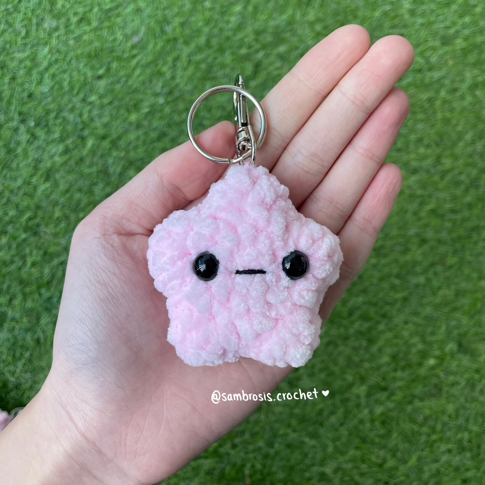 Crochet Star Keychain: Handmade Plushie Decoration - Etsy