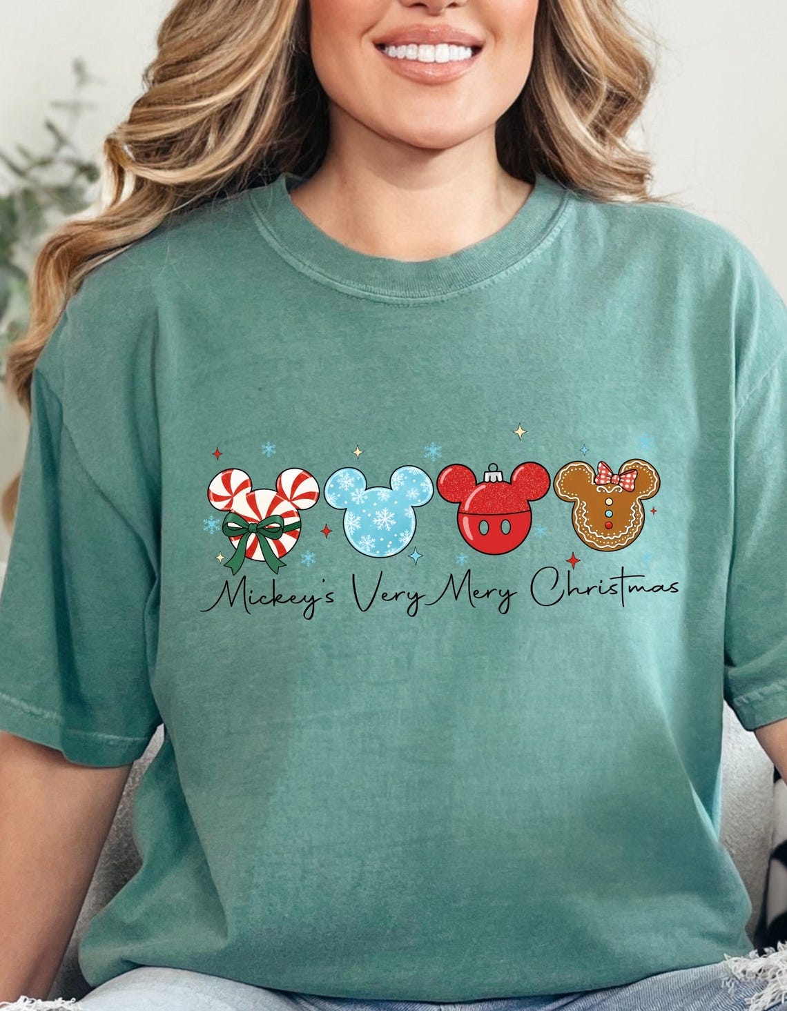Disney Christmas Mickey and Minnie Mouse Tee, Disney Style, Mickey ...
