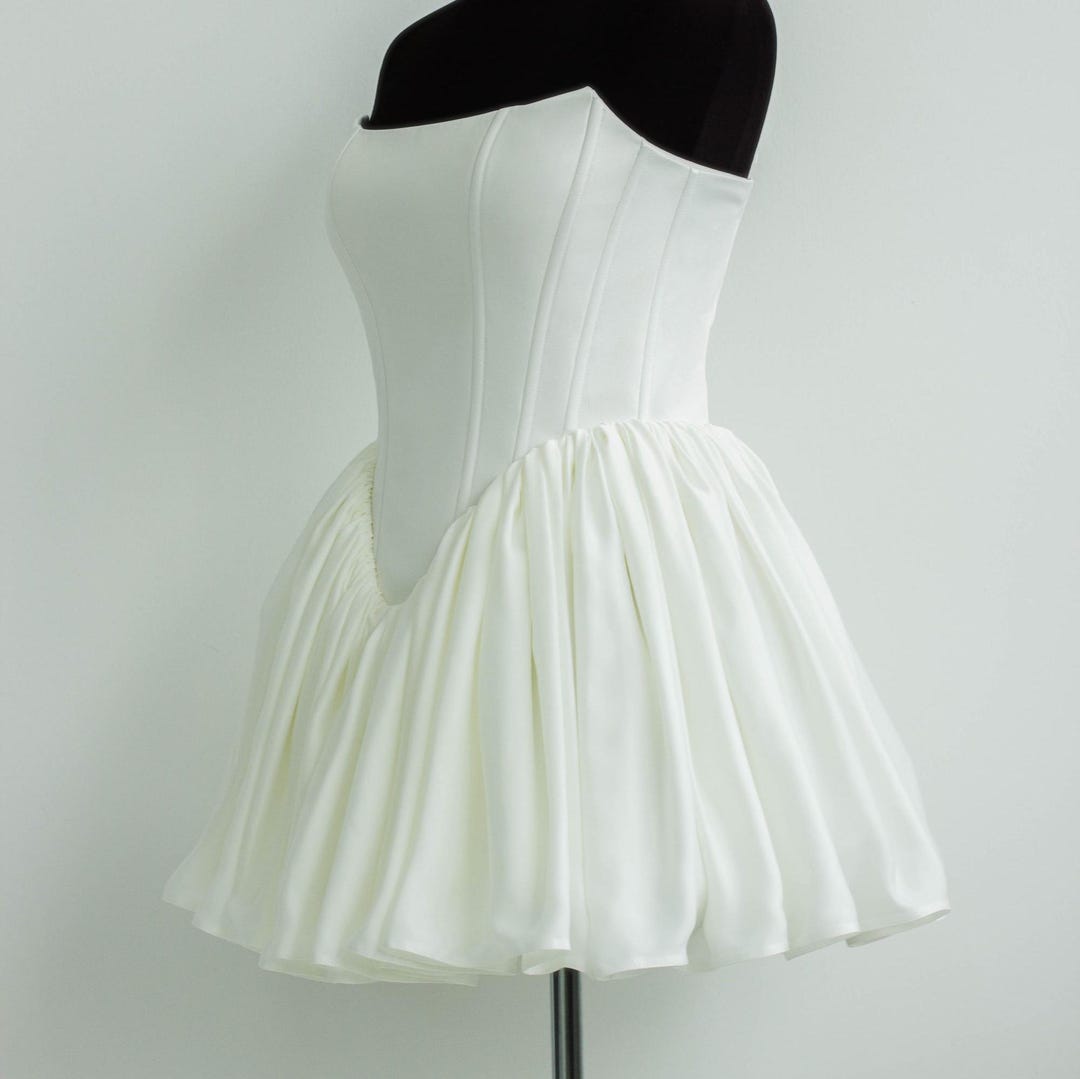 Silk Short Wedding Corset Dress, Basque Bridal Dress, Romantic Bridal ...