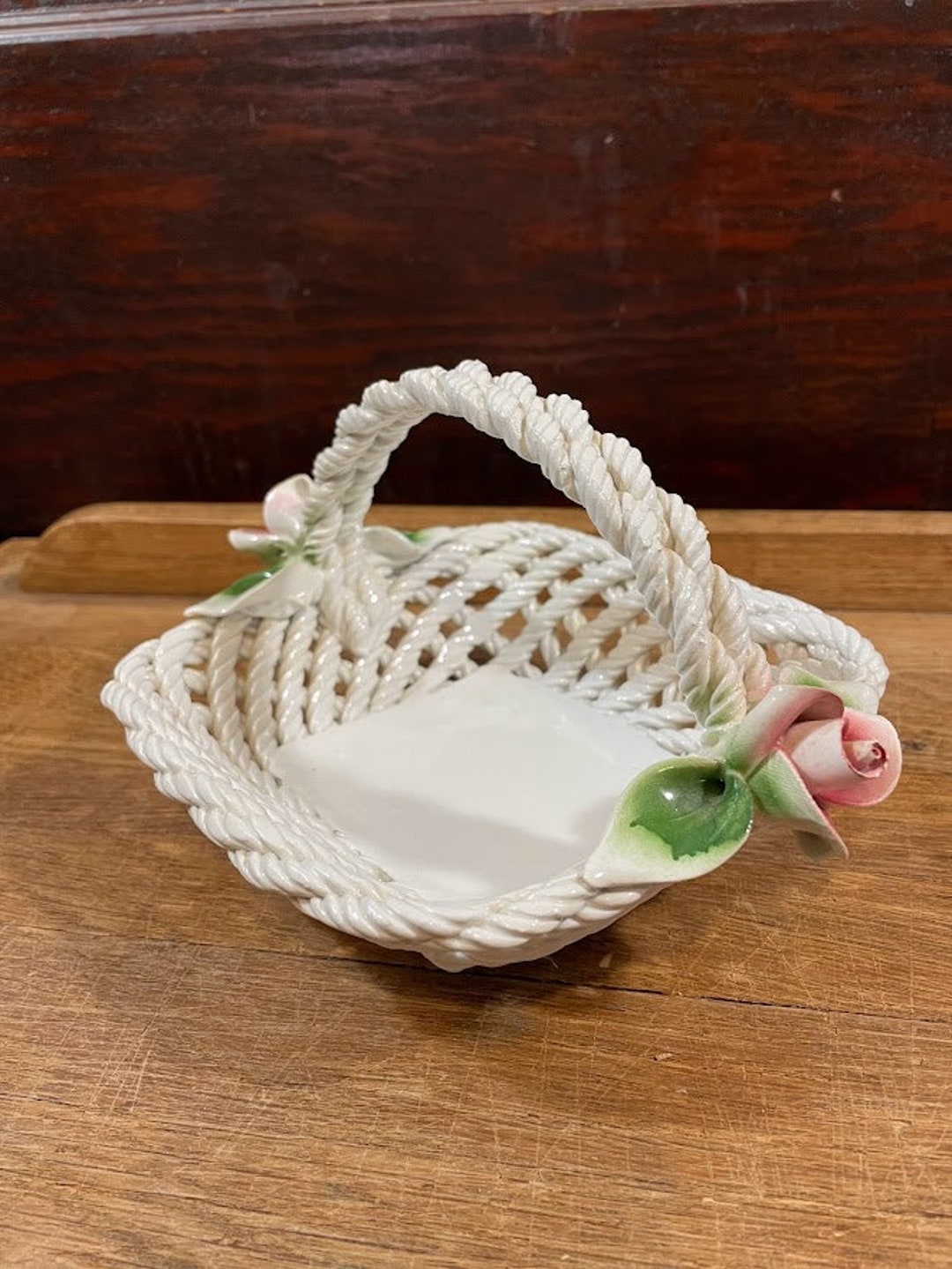 Capodimonte Ceramic Woven Basket With Handle Pink Roses Rosebuds Green ...
