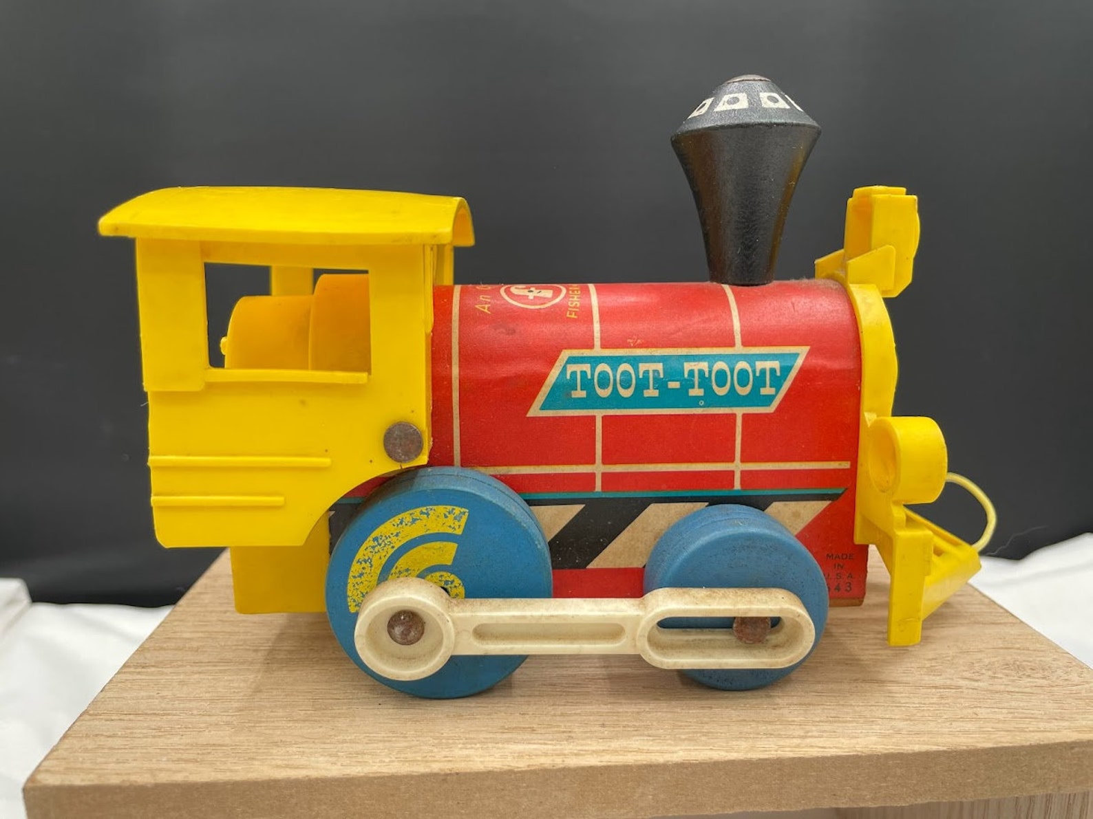 Fisher Price Toot Toot Wood and Plastic Pull Train #643 USA Nice ...