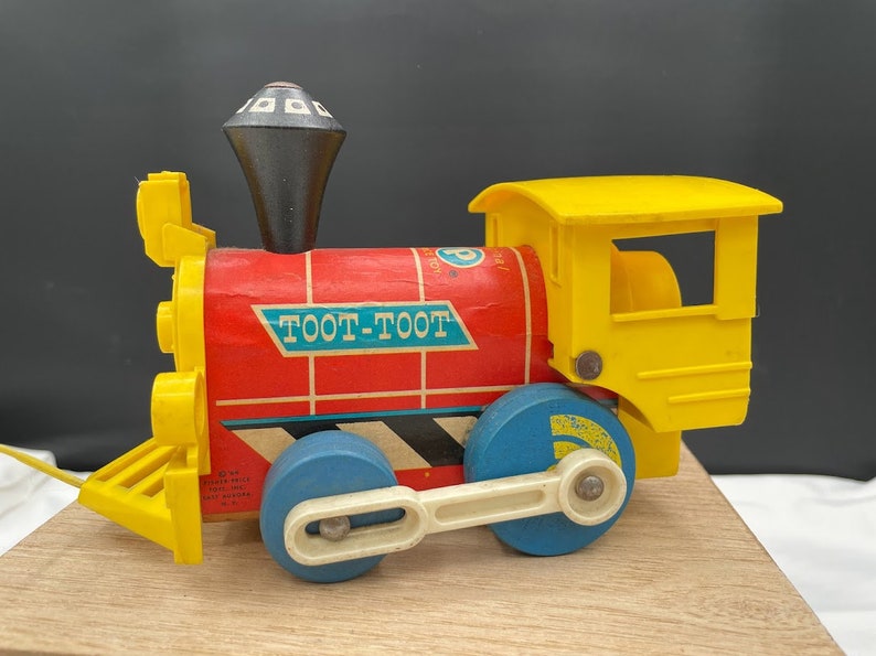 Fisher Price Toot Toot Wood and Plastic Pull Train #643 USA Nice ...