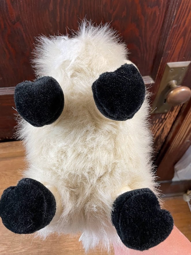 1988 Sugar Loaf Plush Mountain Goat White Fuzzy Goat Ram Black Horns ...