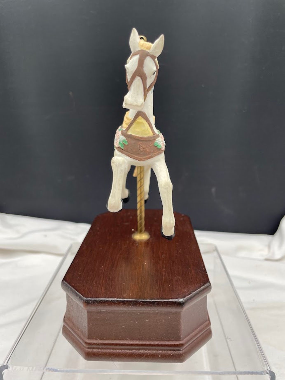 Vintage Carousel Resin Horse Music Box Pink Yellow Floral Wood Base ...