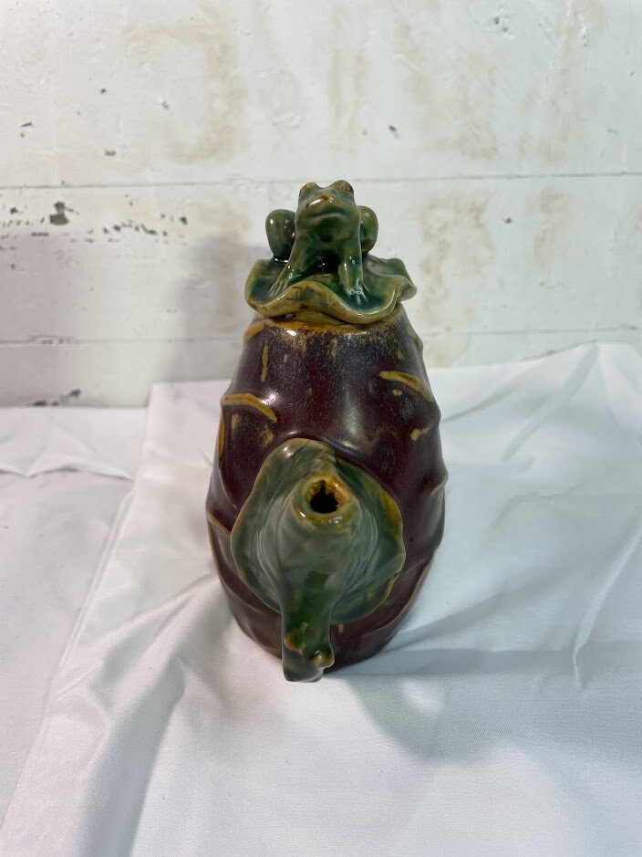 Vintage Majolica Frog and Grape Leaf Small Pitcher Red and Green Frog Pitcher - Etsy