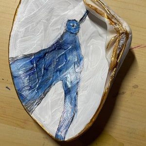 Shell Art, Recycle Nature Art, Hand Drawn Hummingbird on Sea Shell. - Etsy