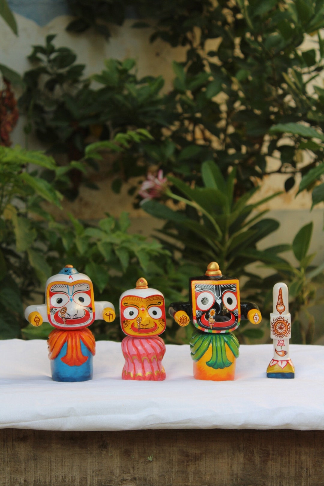 Jagannath Baladev Subhadra Idol/ Statue Made of Neem Wood With ...