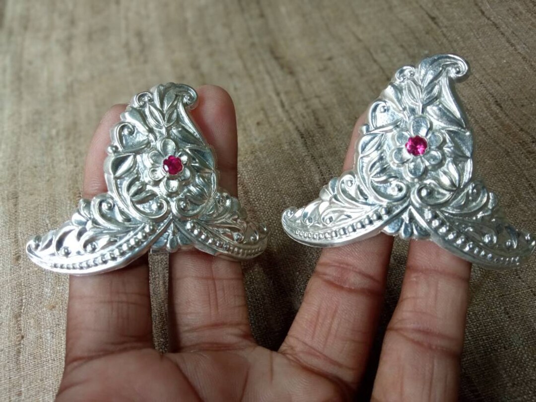 Beautiful Hand Made Pure Silver Crown Pair Size- 2.5"x2" Inches Weight ...