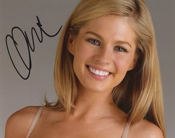 Bella Hadid MODEL in Person Signed Photo - Etsy