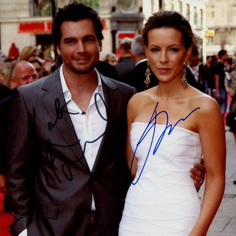 Kate Beckinsale Autograph - Etsy