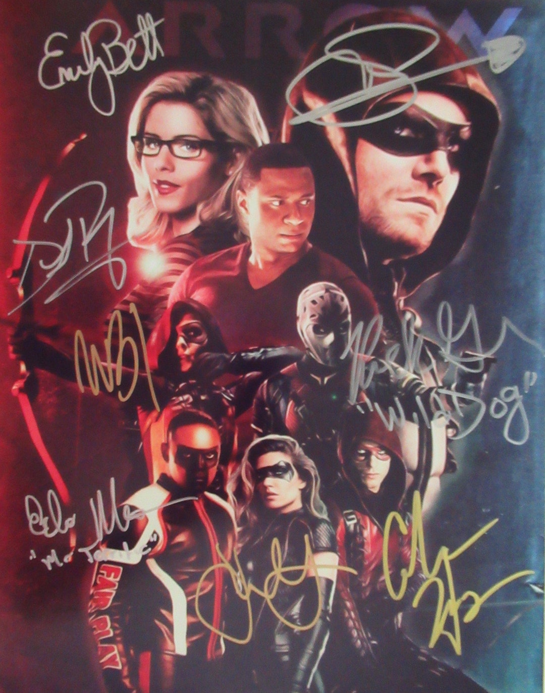 Arrow Cast Signed 11x14 by 8 in Person Signed Photo - Etsy