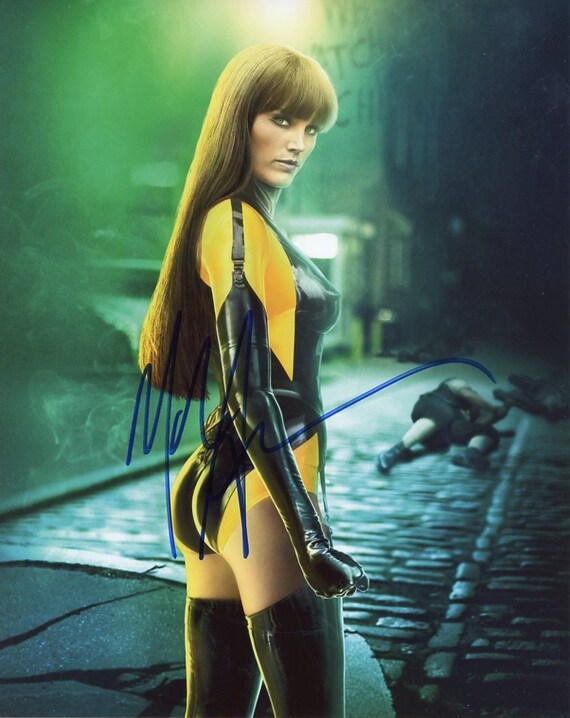 Malin Akerman Watchmen Costume