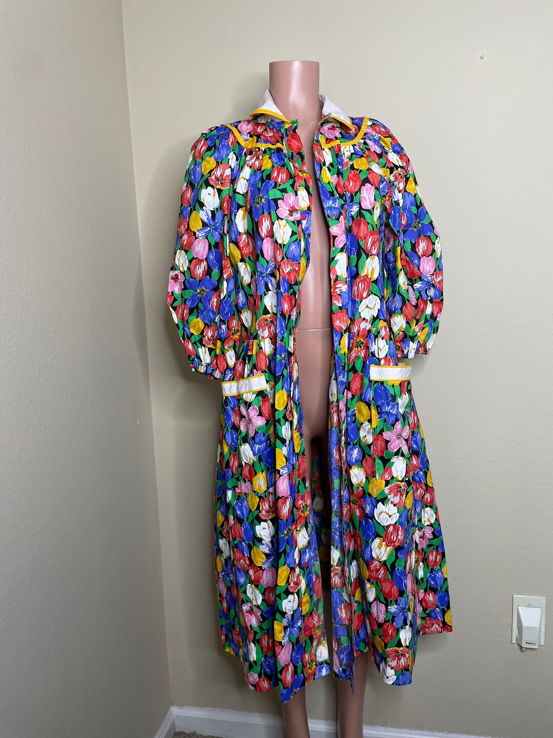 Vintage “models Coat” Robe - Etsy