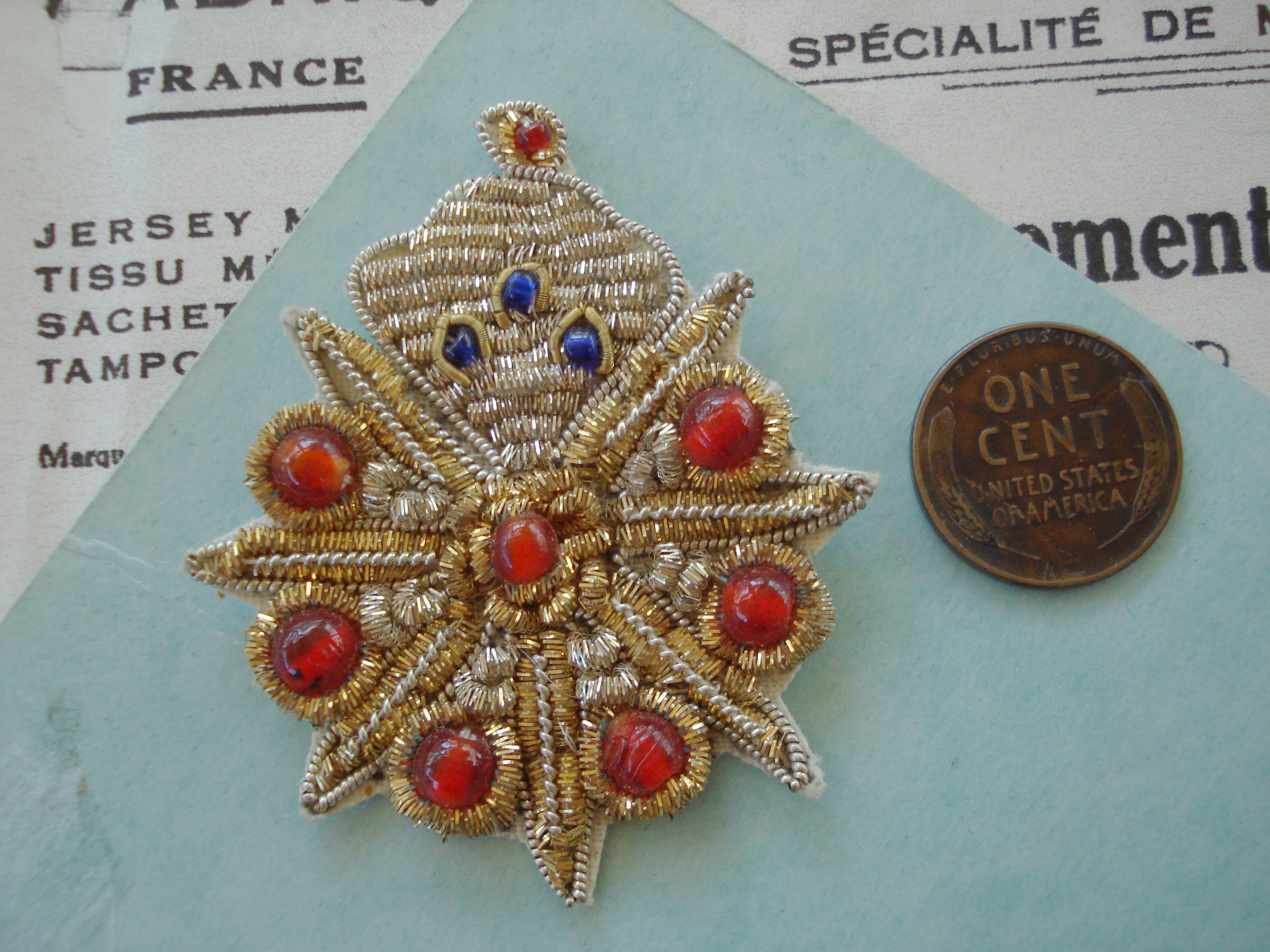 Vintage India Gold Silver Metal Bullion Seed Bead Royal Crest Shield ...