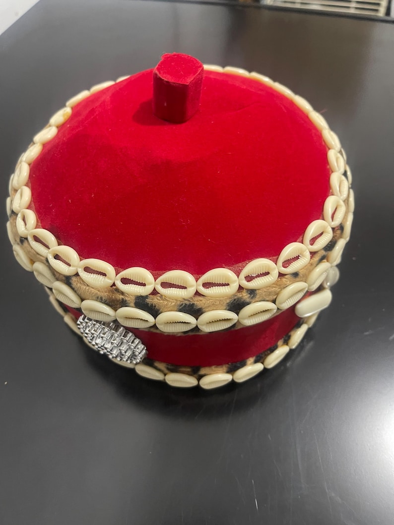 New Cowries Royalty Hat/african Prince/traditional Hat/chieftaincy Hat ...