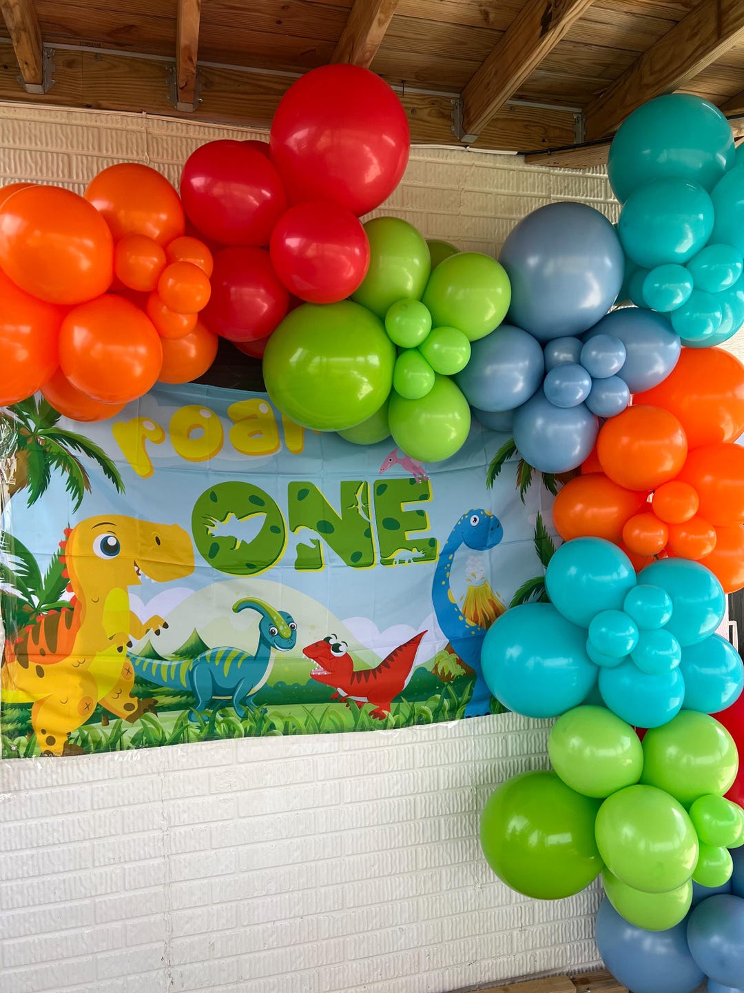 DIY Dinosaur Balloon Garland Kit, Dinosaur Party, Dino Party ...