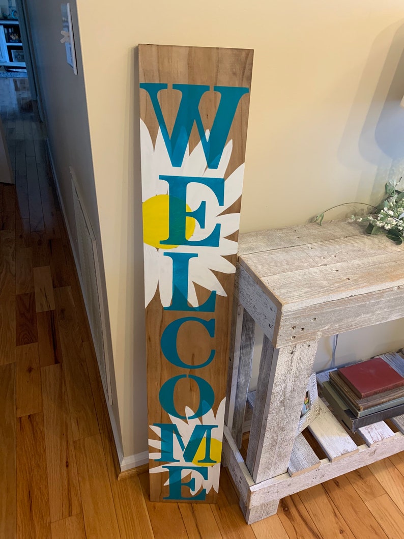Daisy Welcome Sign/ Wood Flower Sign/ Welcome Sign/ Porch Welcome Sign ...