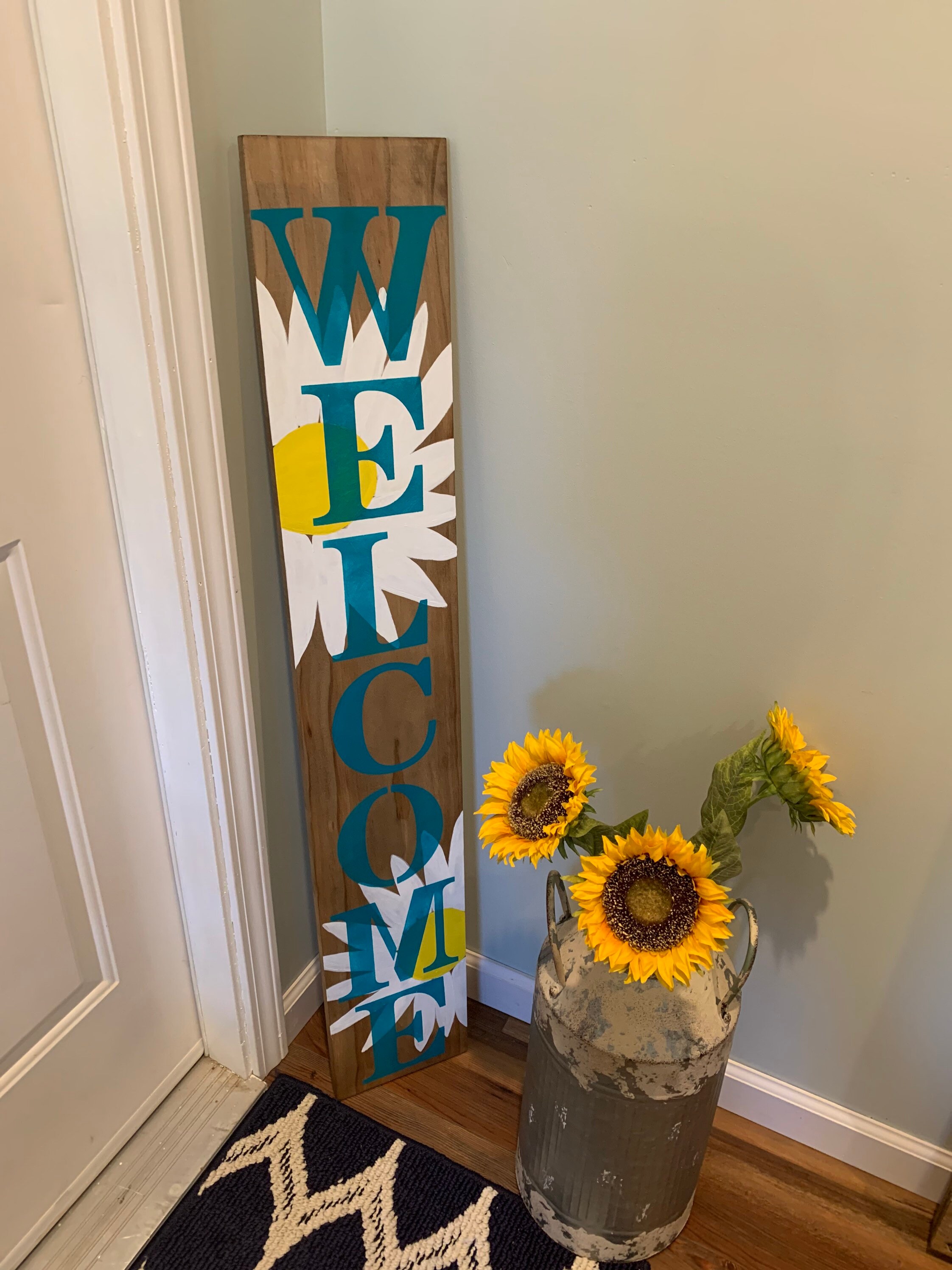 Daisy Welcome Sign/ Wood Flower Sign/ Welcome Sign/ Porch Welcome Sign ...