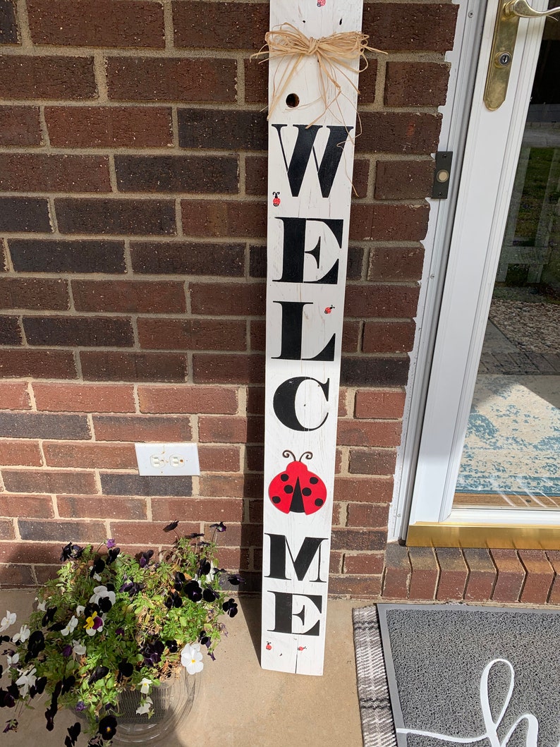 Leaning Welcome Sign/ Lady Bug Welcome Sign/ Leaning Welcome - Etsy