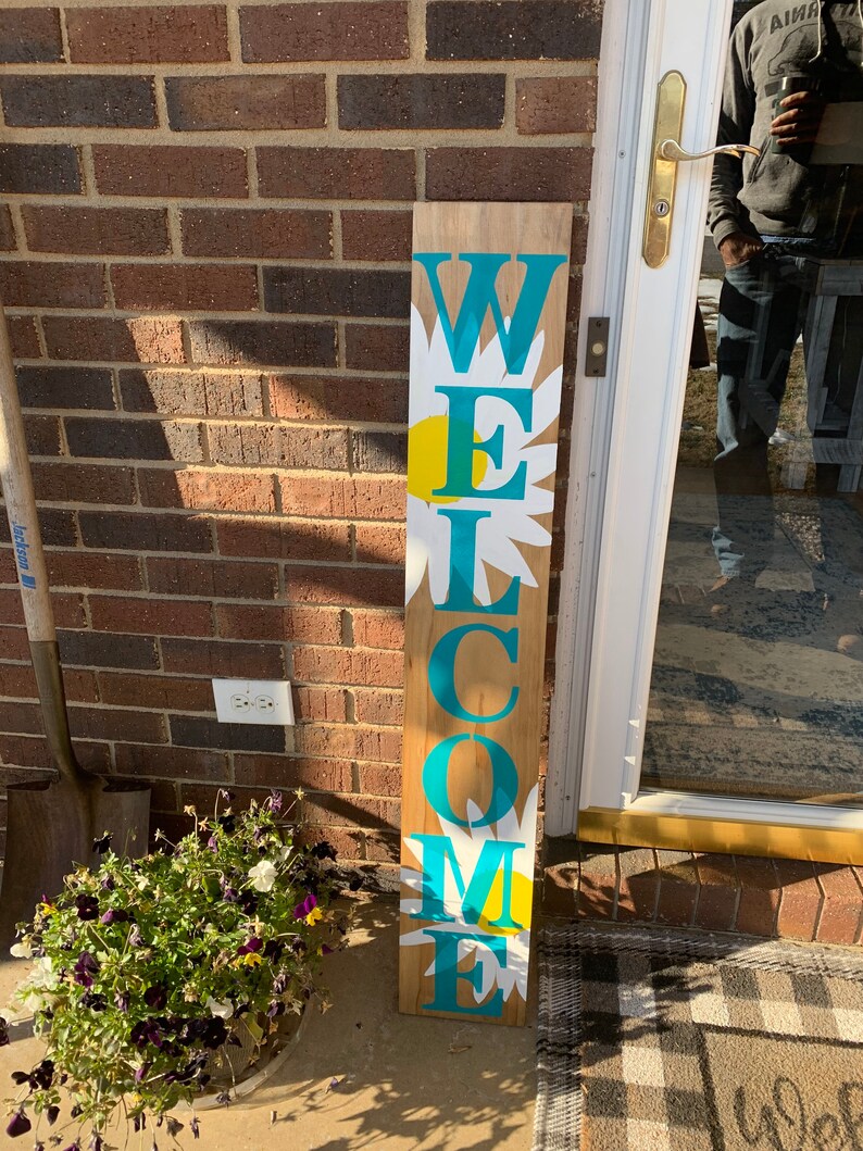 Daisy Welcome Sign/ Wood Flower Sign/ Welcome Sign/ Porch Welcome Sign ...