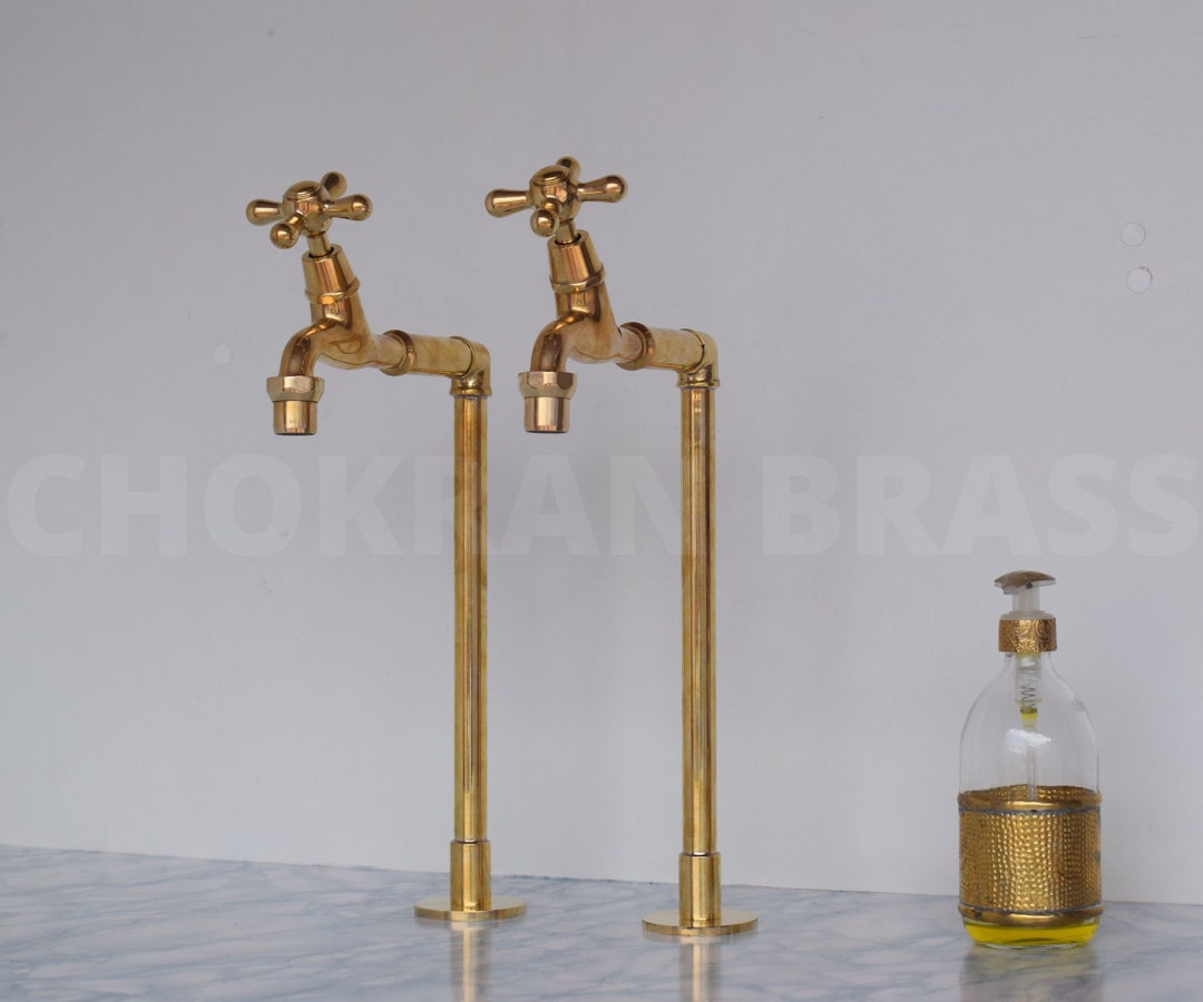 Kitchen Bib Taps, A Pasir of Deck Mounted Brass Taps, Single Hole ...