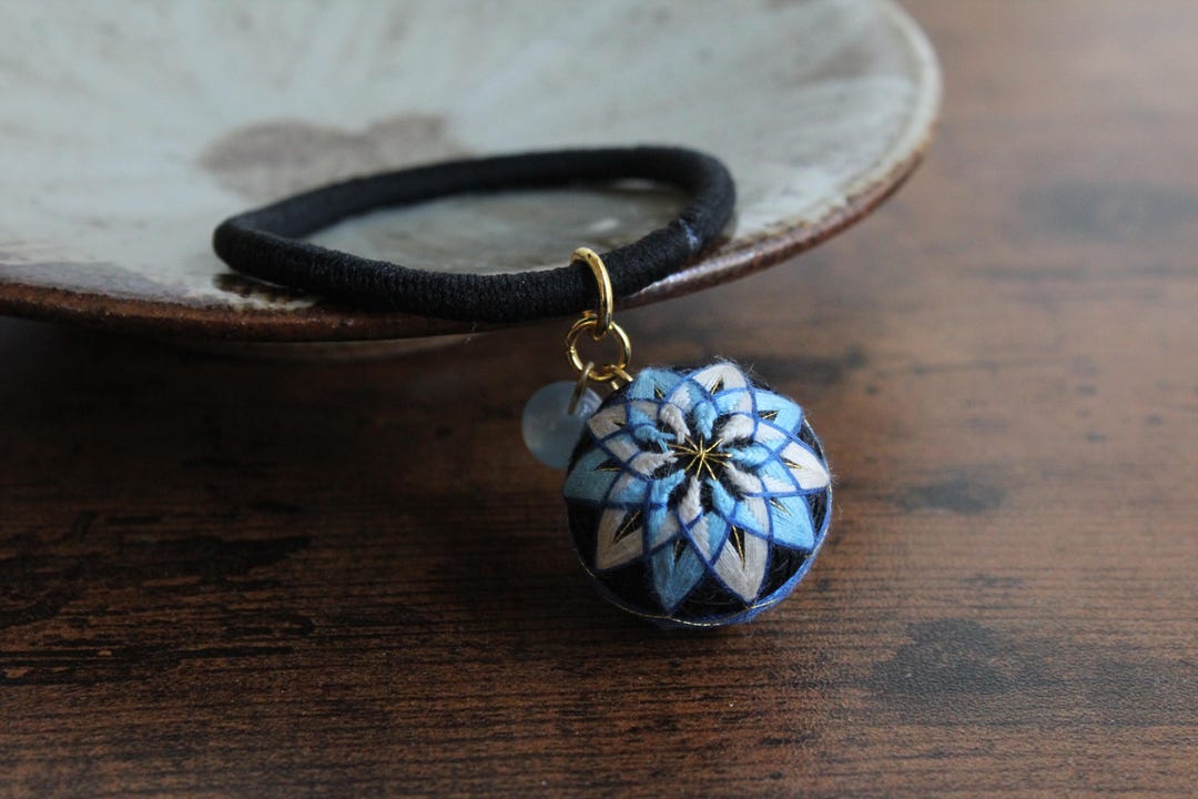 Small Temari Ball Hair Tie, Wafu, Handmade - Etsy