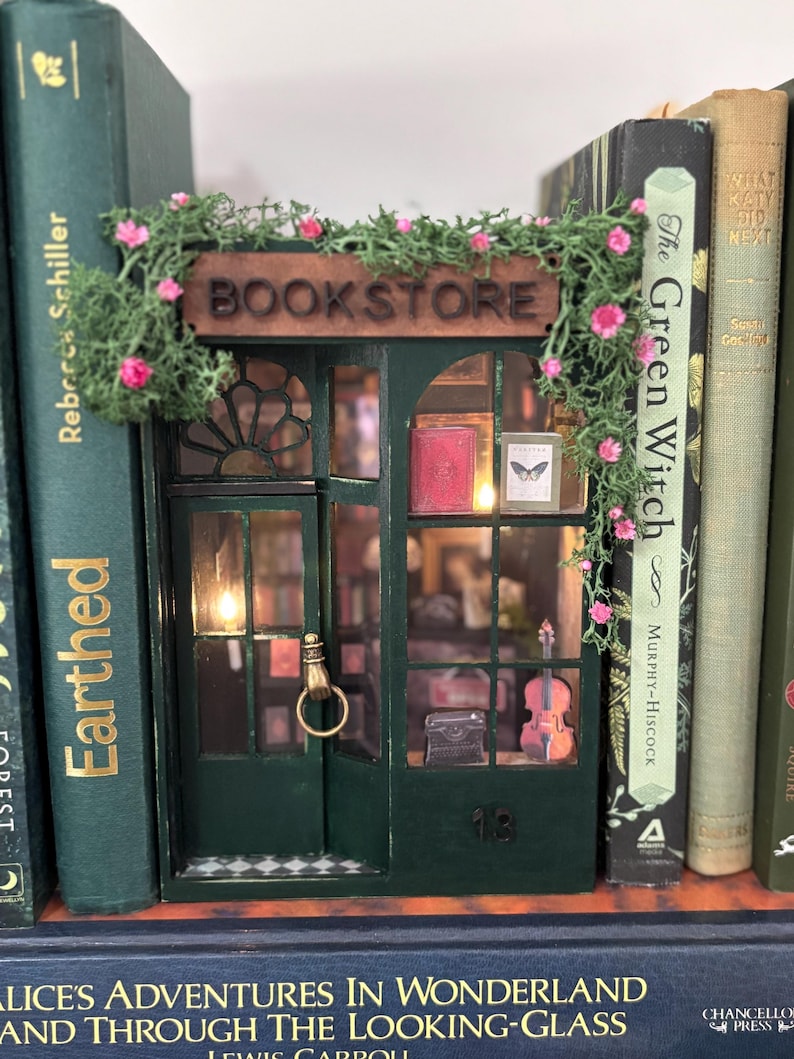 DIY KIT Bookstore Kit - Etsy