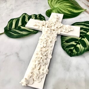 Personalized Floral Cross Clay Wall Crucifix Sculpture - Etsy