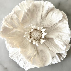 3D Poppy Wall Art, Hand Sculpted Clay Flowers Wall Sculpture Art, White ...