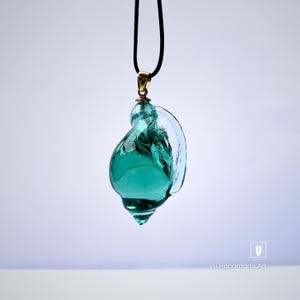 Emerald Green Seashell Pendant Necklace for Women | Handcrafted Aqua ...