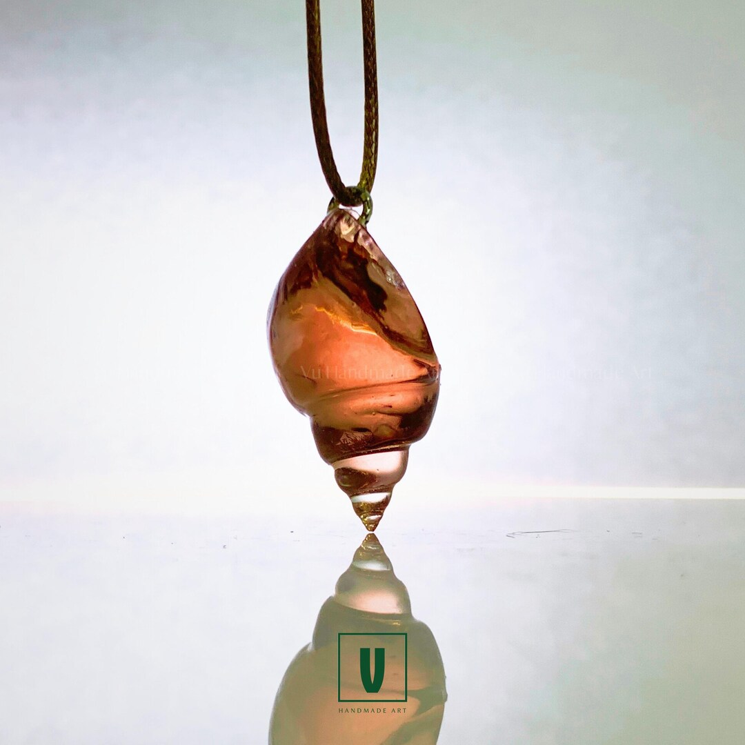 Small Seashell Pendant Necklace (more Colors), Unique Handmade Conch ...