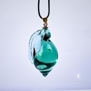 Emerald Green Seashell Pendant Necklace for Women | Handcrafted Aqua ...