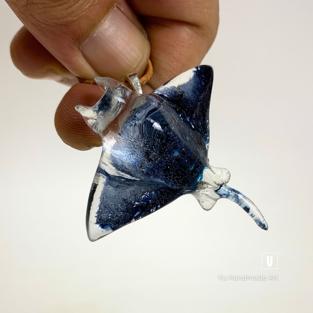 Handmade Manta Ray Necklace | Ocean Floor Resin Pendant | Alcohol Ink ...