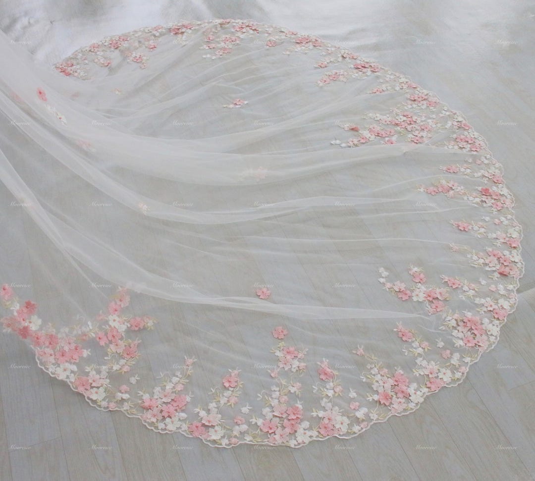 Pink Floral Lace Veil Embroidered Floral Lace Wedding Veil With Comb 1T ...
