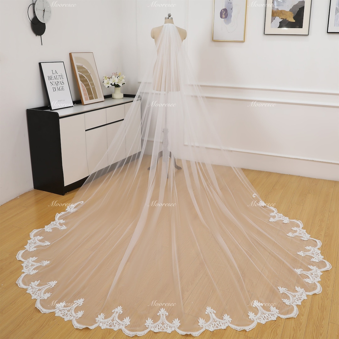 Vintage Lace Edge Wedding Veil Gorgeous Bride Veil Veil With Comb 1 ...