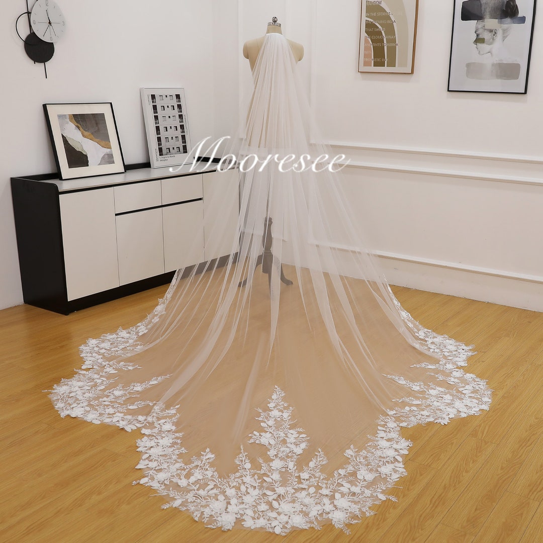Embroidered Lace Floral Wedding Veil Scalloped Veil Bridal Veil With ...