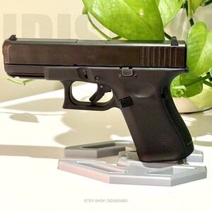 Cyberpunk Style Glock Display Stand Compatible With G 17 17C 17L 18 18C ...