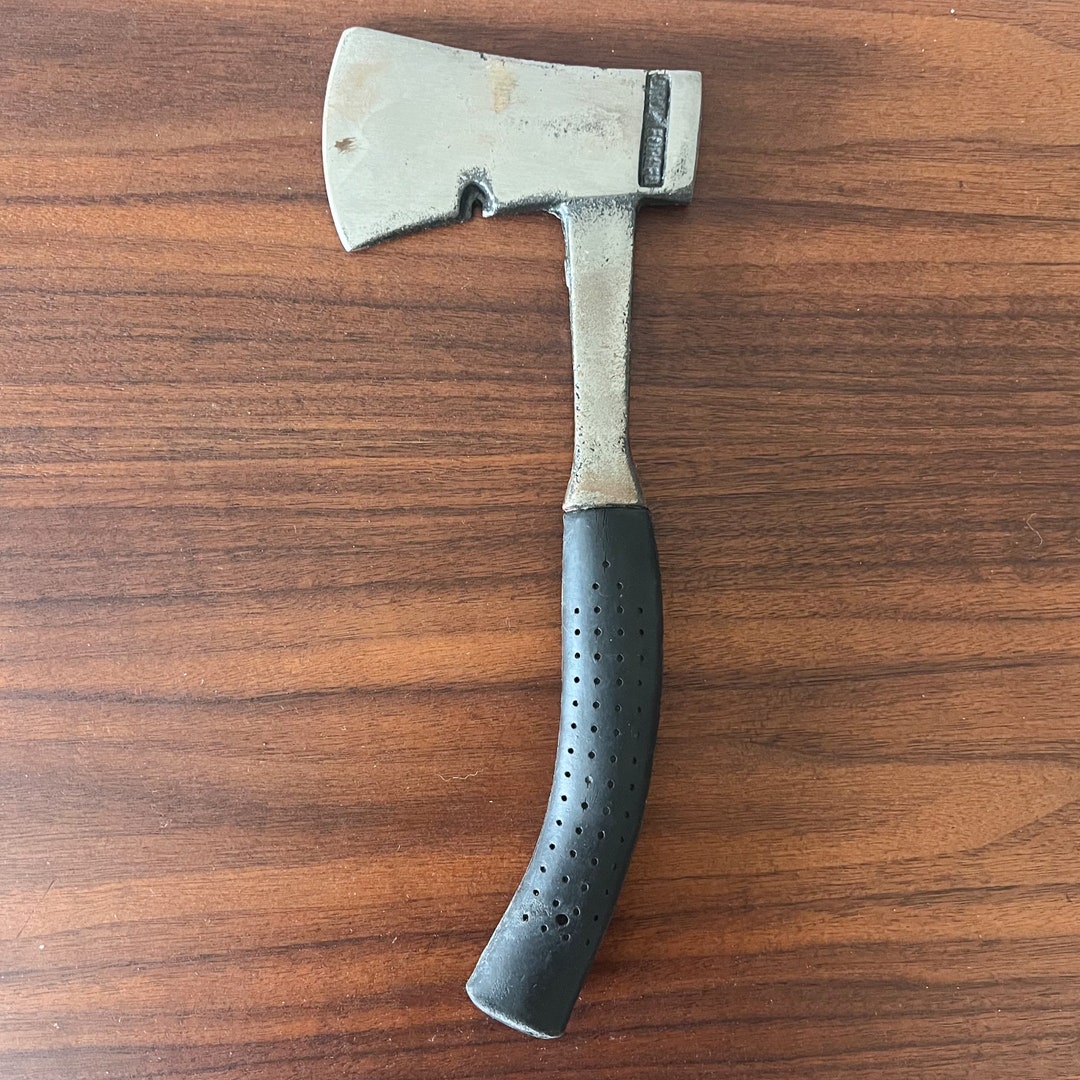 Vintage Drop Forged Hatchet Steel Shank & Head Rubber Handle Nail ...