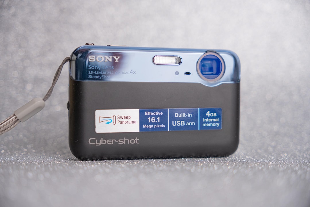 Sony Cybershot DSC-J10 - Fotocamera Digitale Y2K - 10,1 Mp - Charger ...